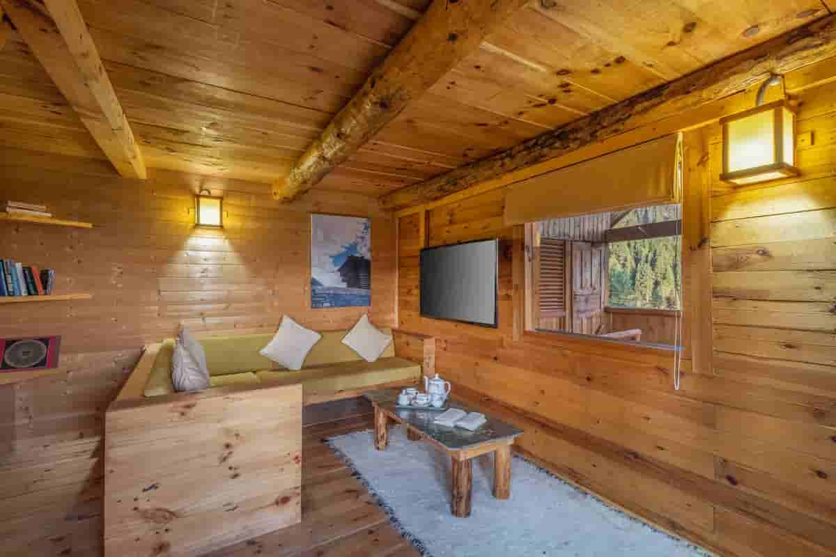 Everly - 1 BHK Luxury Villa with Sauna Room in Narkanda, Shimla - ELIVAAS Everly - 1 BHK Luxury Villa with Sauna Room in Narkanda, Shimla - ELIVAAS